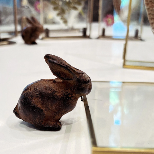 Small Cast Iron Rabbit - Rustic Home Decor Accen – Ausique Decor